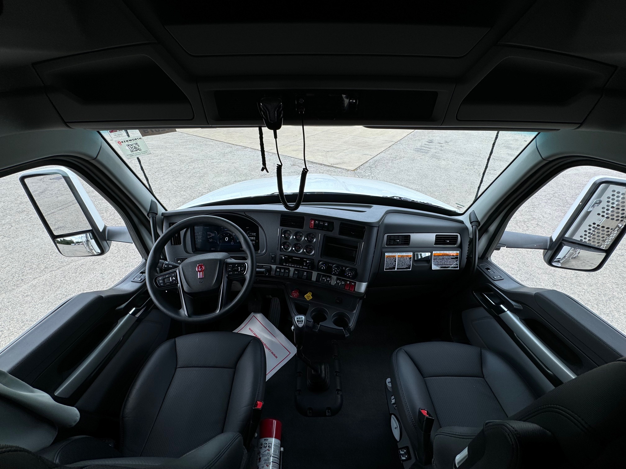 2025 Kenworth T880 52"Midroof - Youngstown Kenworth