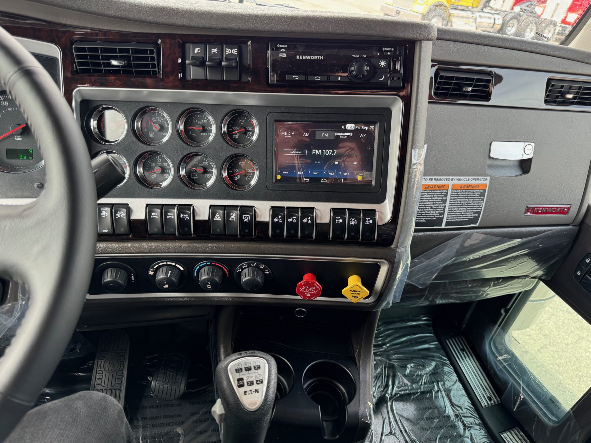 2025 Kenworth T800W 38"ACF 4Axle - Youngstown Kenworth