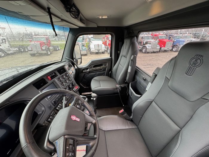 2025 Kenworth W990 Daycab 4axle - Youngstown Kenworth